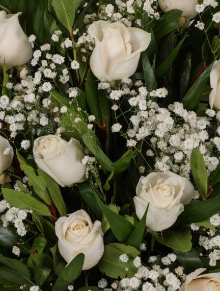 Ramo de 12 rosas blancas | Funeflor